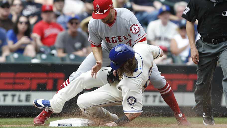 Angels lose outfielder in free agency to National League team: Report
