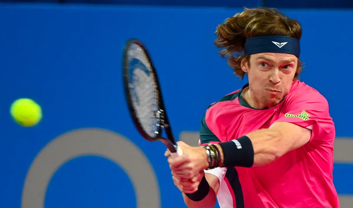 Andrey Rublev galardonado: recibe el prestigioso premio humanitario de ...