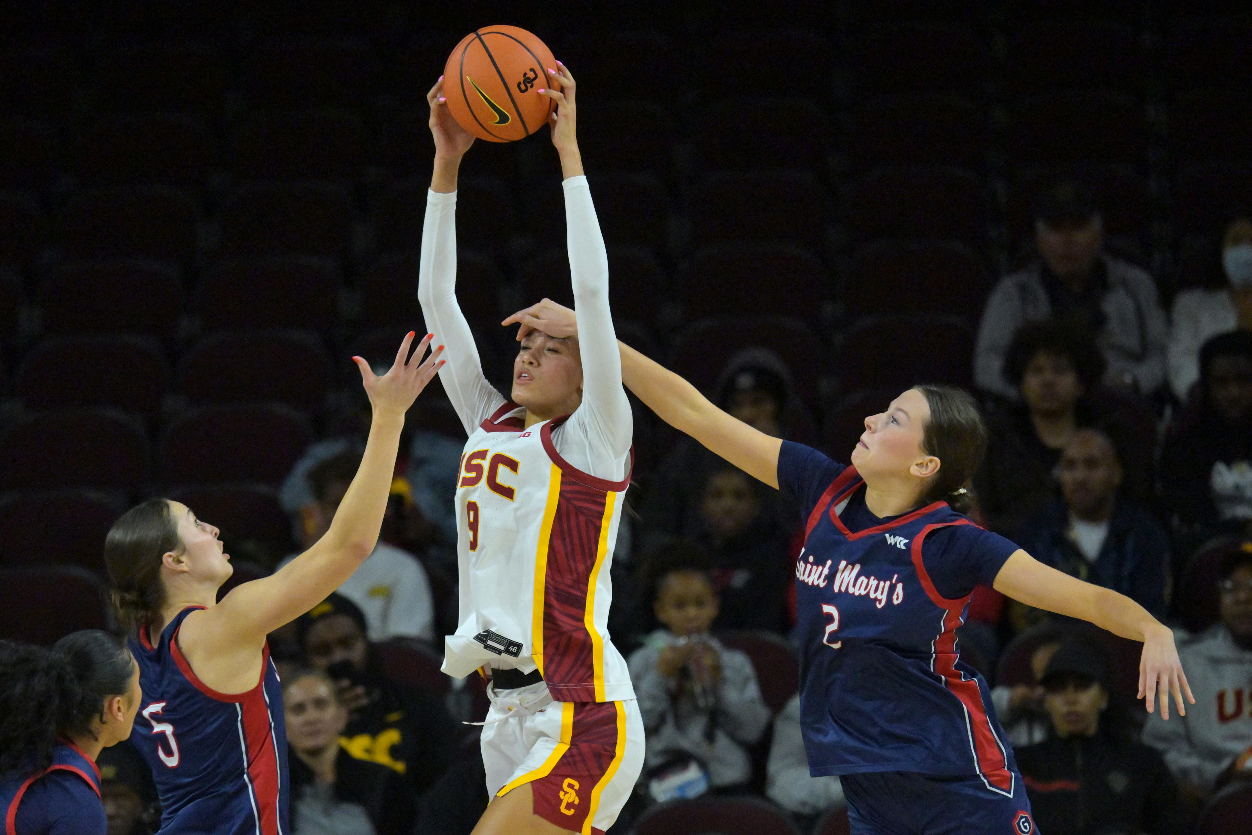 Jazzy Davidson, other USC basketball stars shine in early-season play