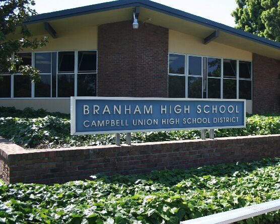 Students form human swastika at San José school