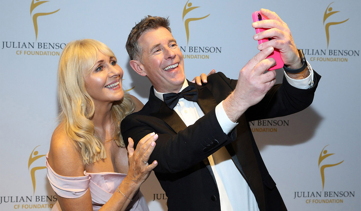 Celebs celebrate life of late DWTS judge Julian Benson at Winter ...