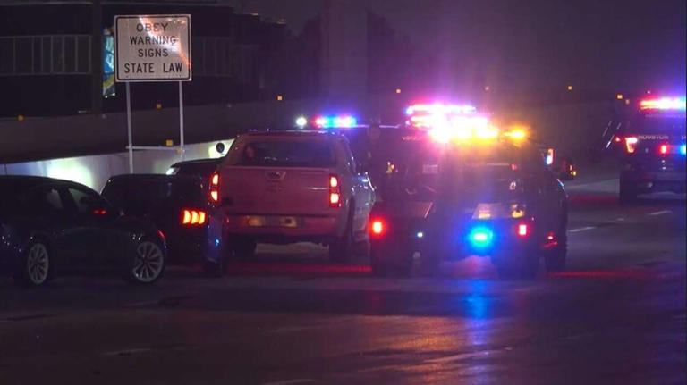 Fatal crash cleared after shutting down US 290 westbound for hours in ...