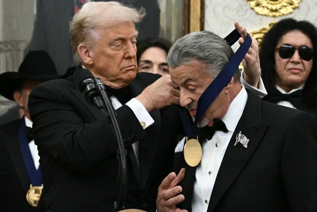 Sylvester Stallone accepts Trump honor, fans react online