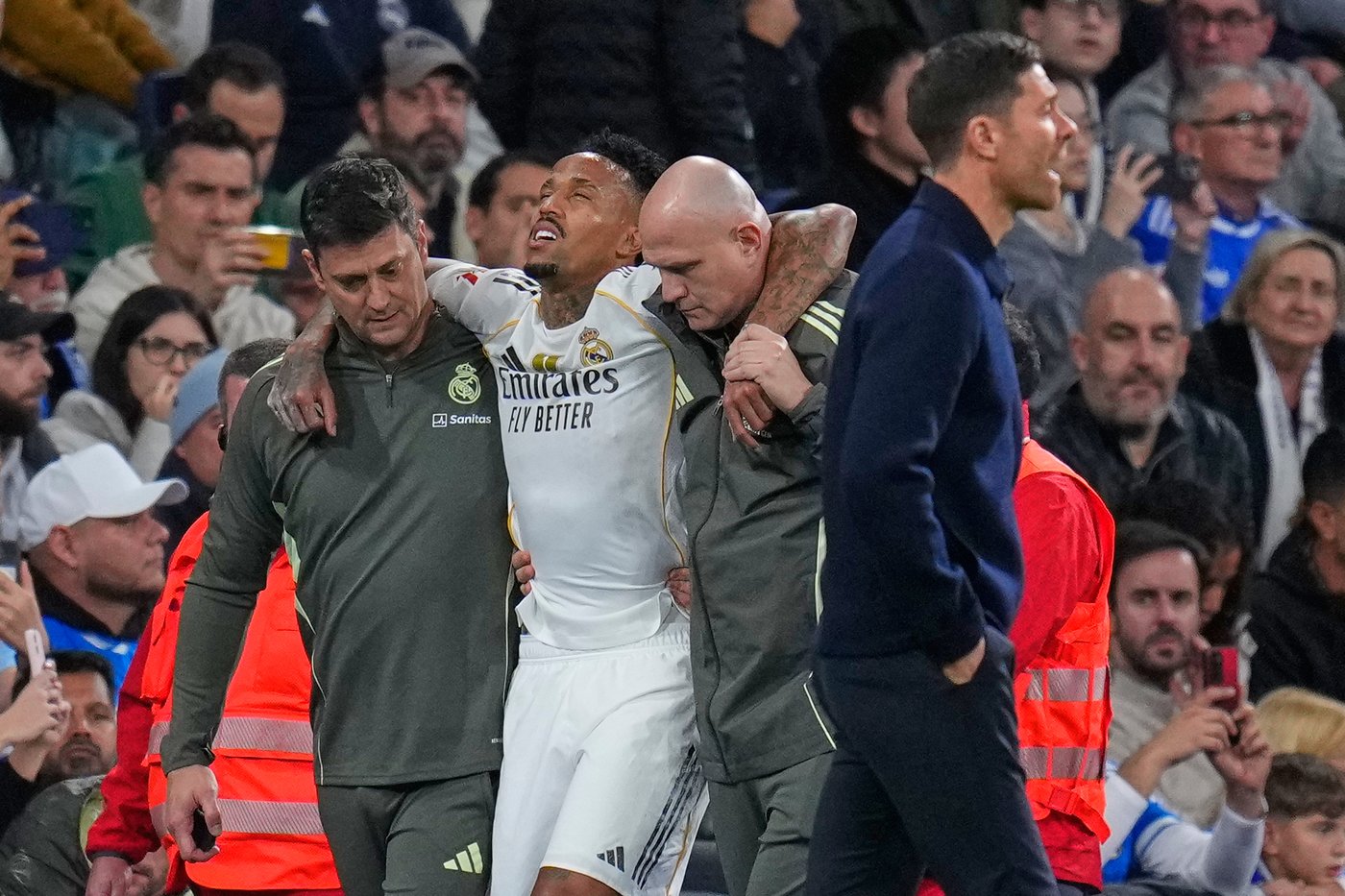 Real Madrid defender Éder Militão set to be sidelined for a few months ...