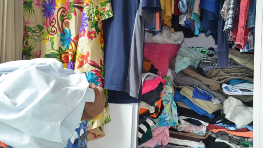 10 unattractive things that instantly turn off homebuyers