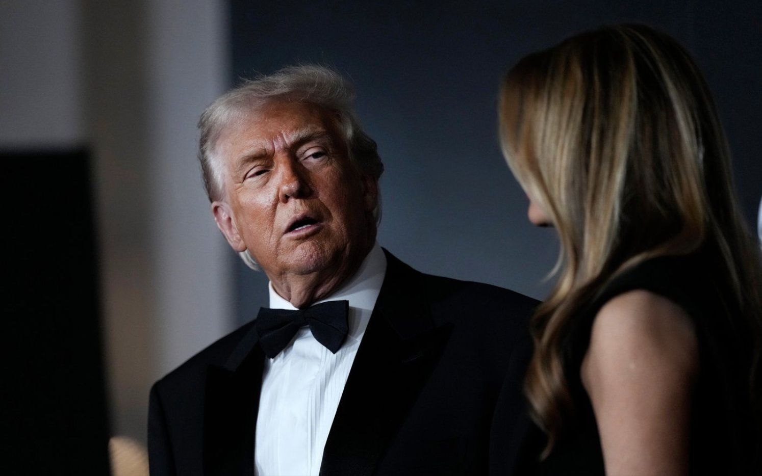 Trump signals possible return to US – Canada trade talks: "We'll see"