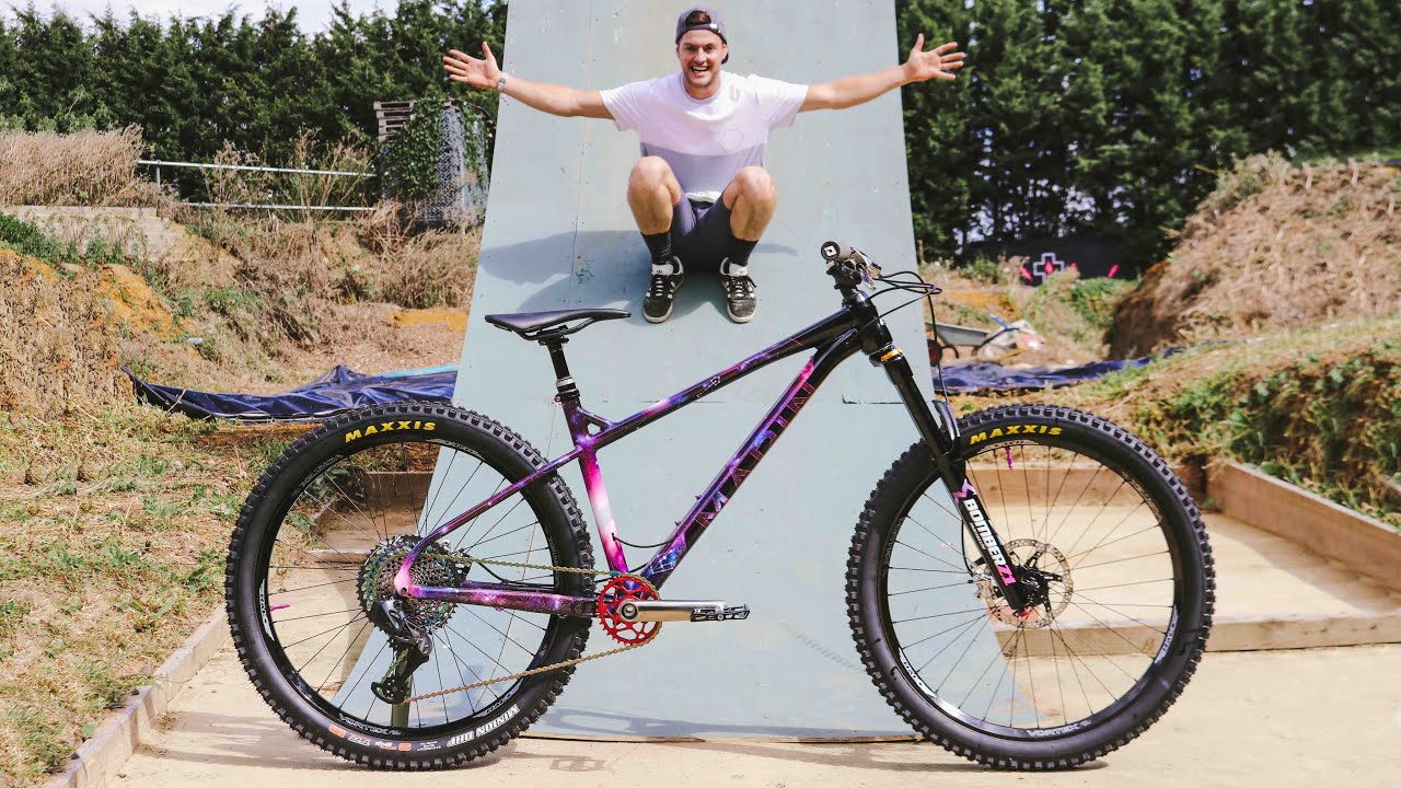 The new custom dream bike build is complete and gets ridden!