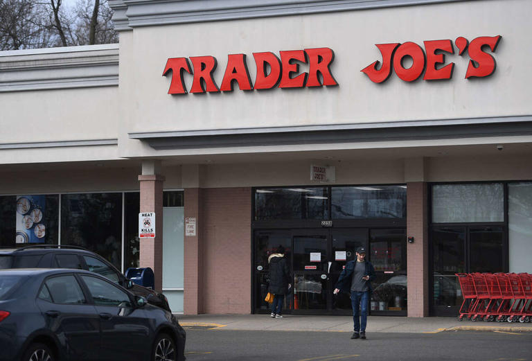 Trader Joe's agrees to $7.4 million settlement over receipt issue. Here ...