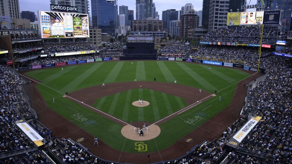 MLB writer laments Padres’ sad offseason