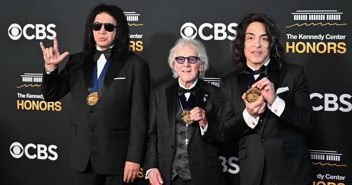 Kiss reunites to accept Kennedy Center Honor from Trump
