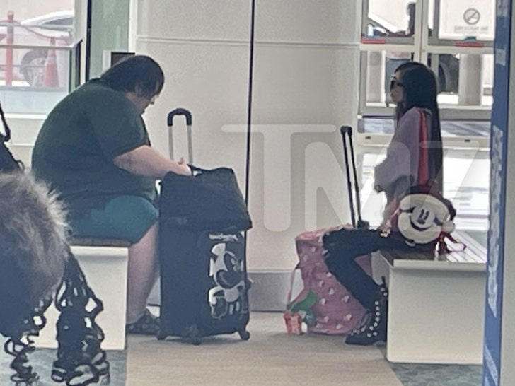 Eugenia Cooney back in Florida, appearing extremely thin at airport