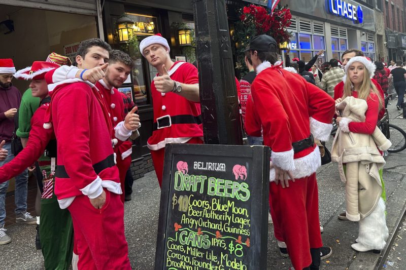 SantaCon is coming to town: When to expect Santa-suited revelers in ...
