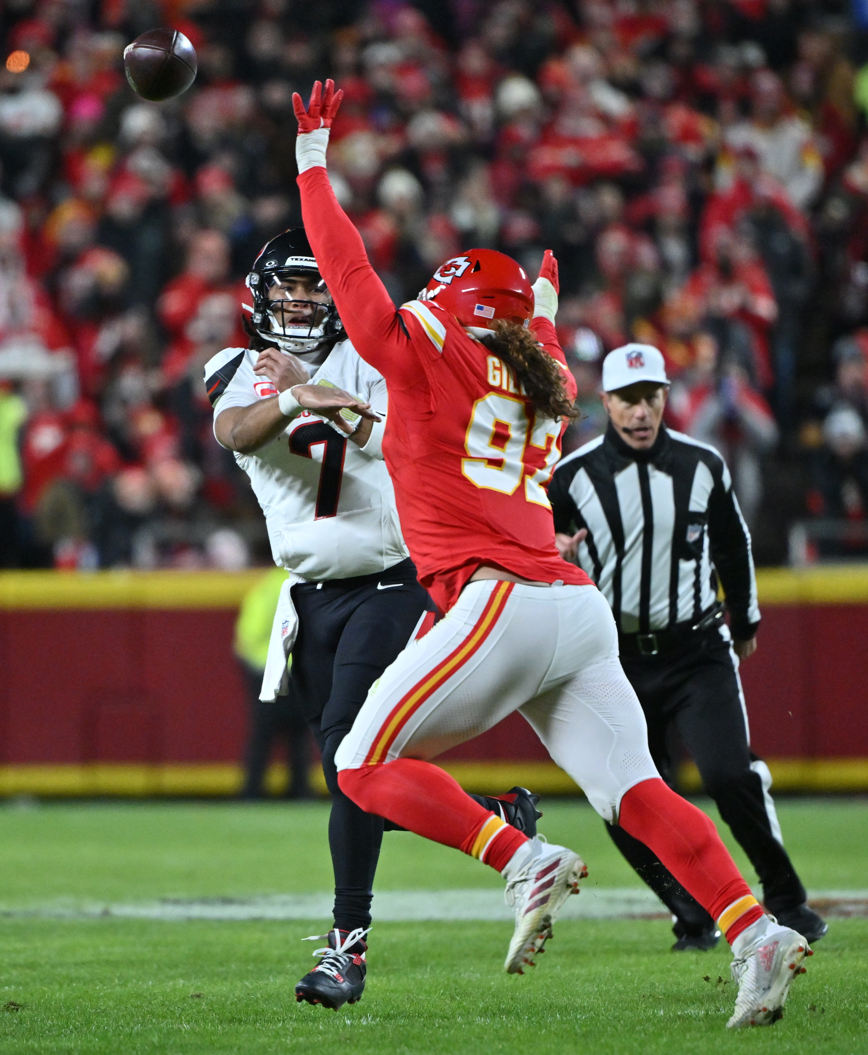 Chiefs-Texans snap counts: Defensive rookies shine in low-scoring loss
