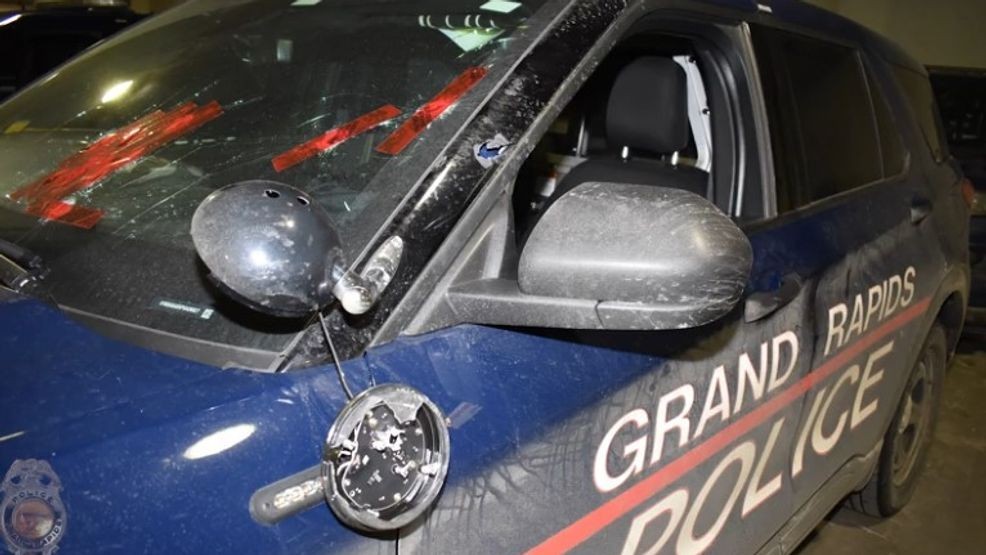Grand Rapids police release bodycam video showing fatal shootout