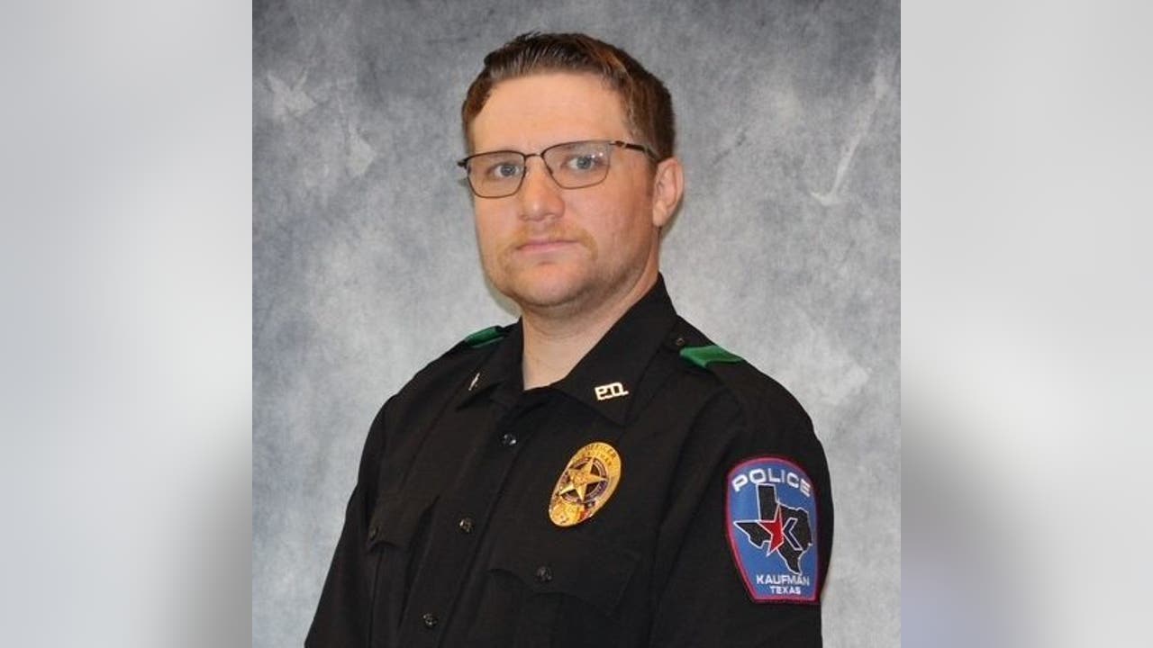 Kaufman police officer killed in head-on crash