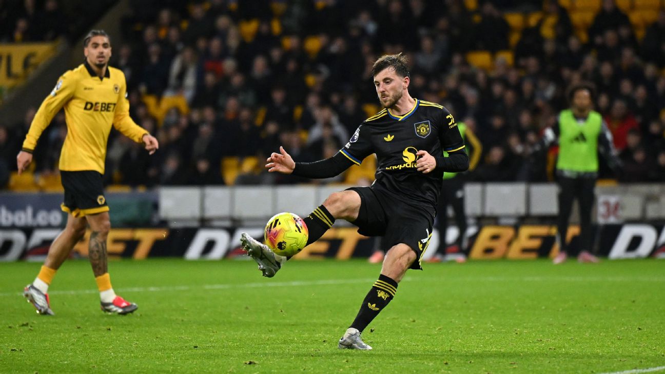 Wolves 1-4 Man United: Amorim's team earn big win as hosts hit record ...