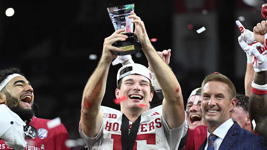 Indiana football QB Fernando Mendoza named Heisman Trophy finalist