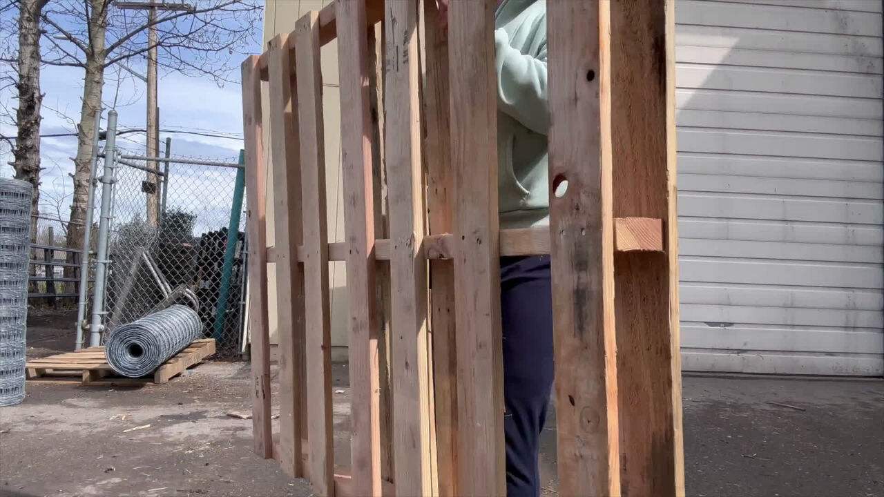 Pallet garage storage