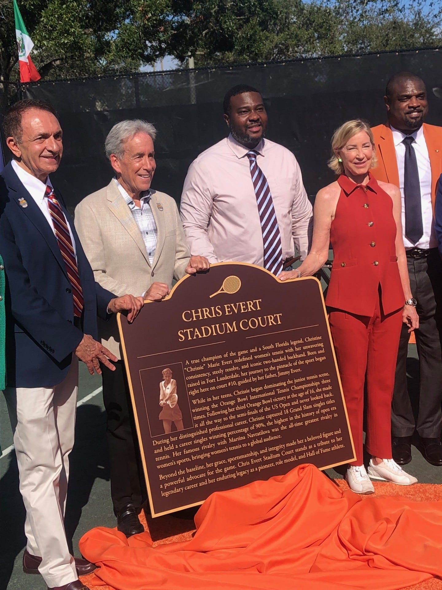 Chris Evert dedicates court in her name at refurbished Holiday Park