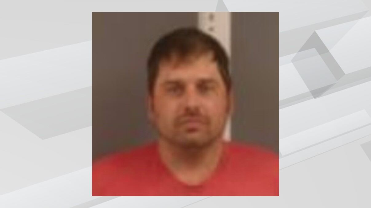 Man charged with fleeing police while driving wrong way on Highway 10 ...