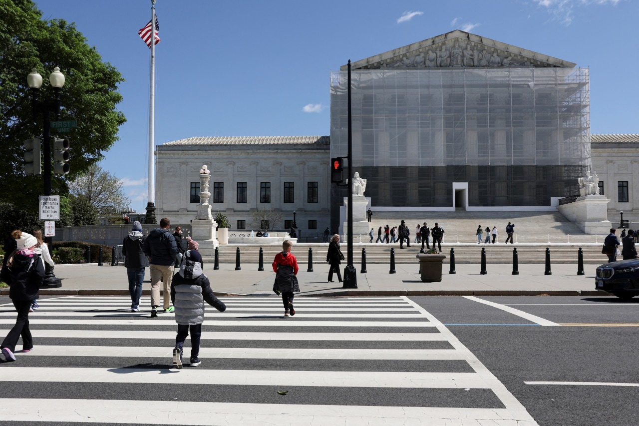 Supreme Court appears ready to give president more power to fire ...