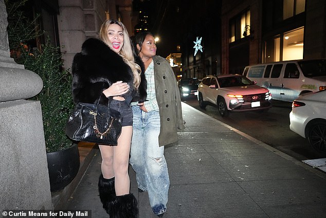 Wendy Williams parties until midnight in New York after neurologist ...