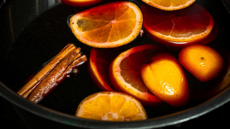 Give your house a fresh smell with a natural solution that's easy to do