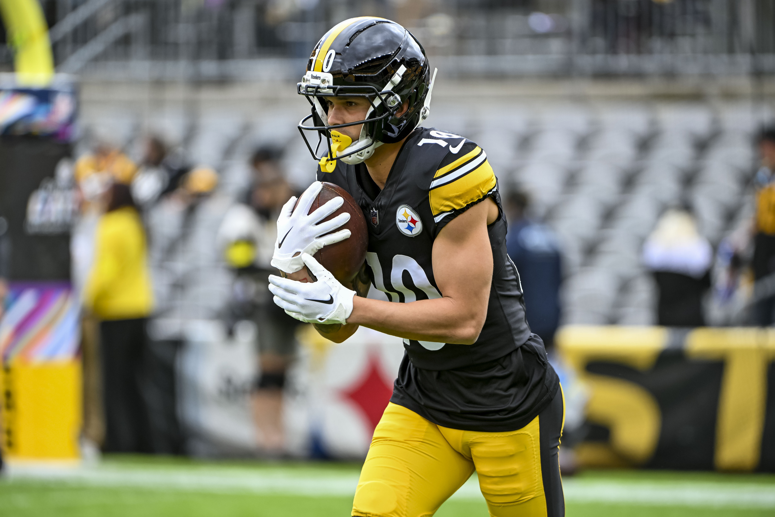 Steelers have big problems with Roman Wilson