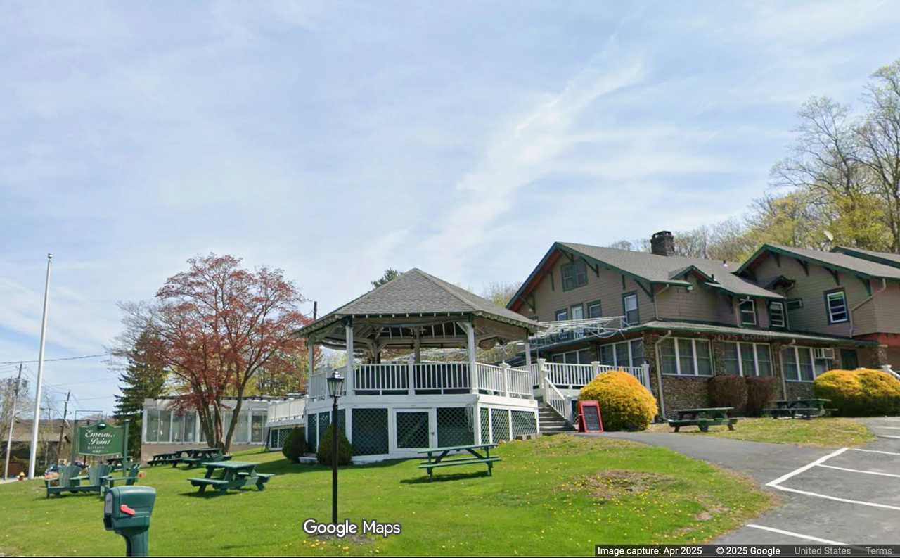 Greenwood Lake's Emerald Point Restaurant announces sale