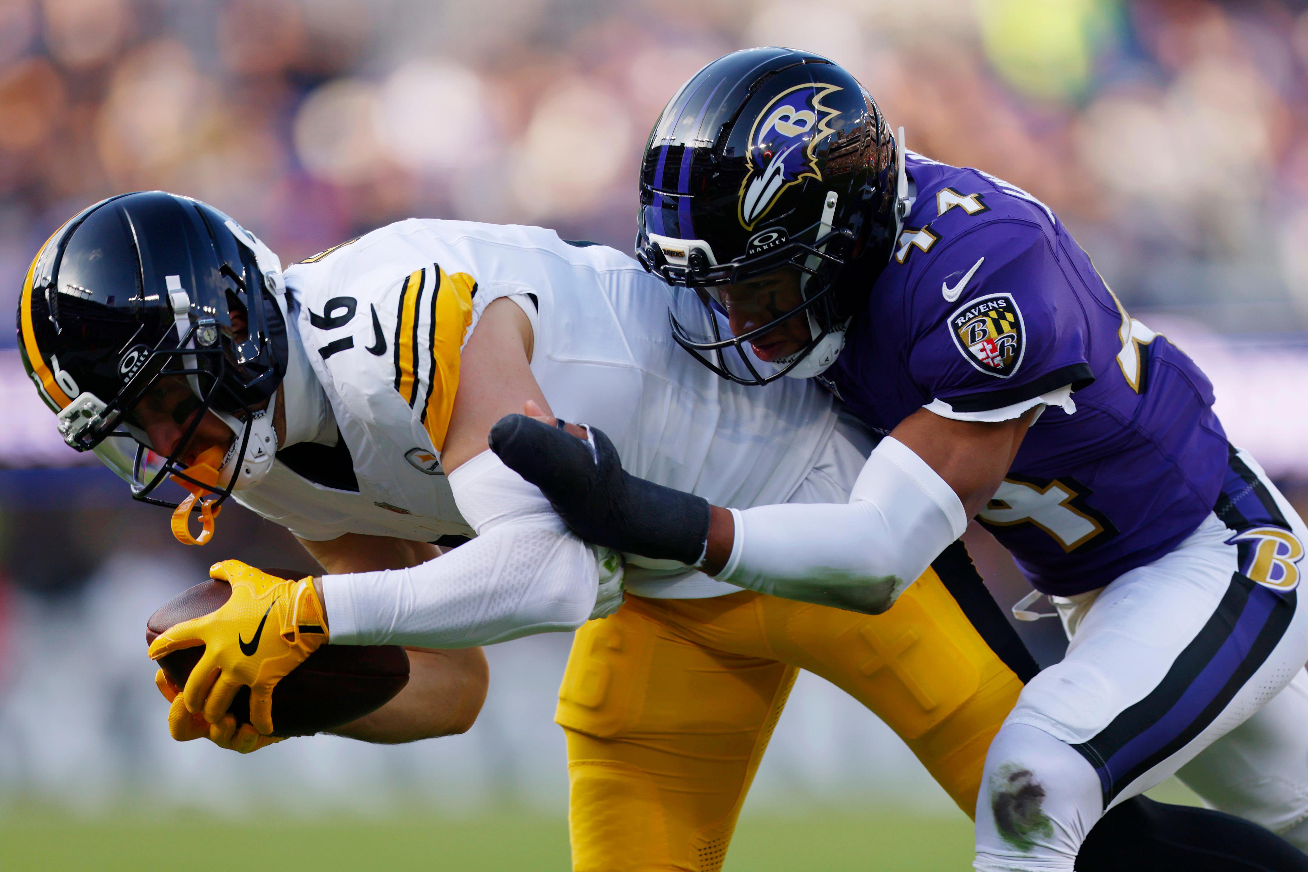 What is Sunday Night Football NFL game schedule tonight? What channel ...