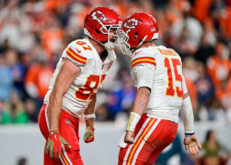 Patrick and Brittany Mahomes celebrate Travis Kelce's news that he'll ...