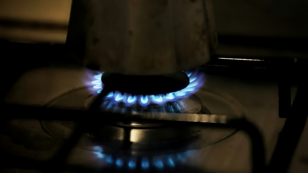 Gas stoves are filling homes with hidden toxic air