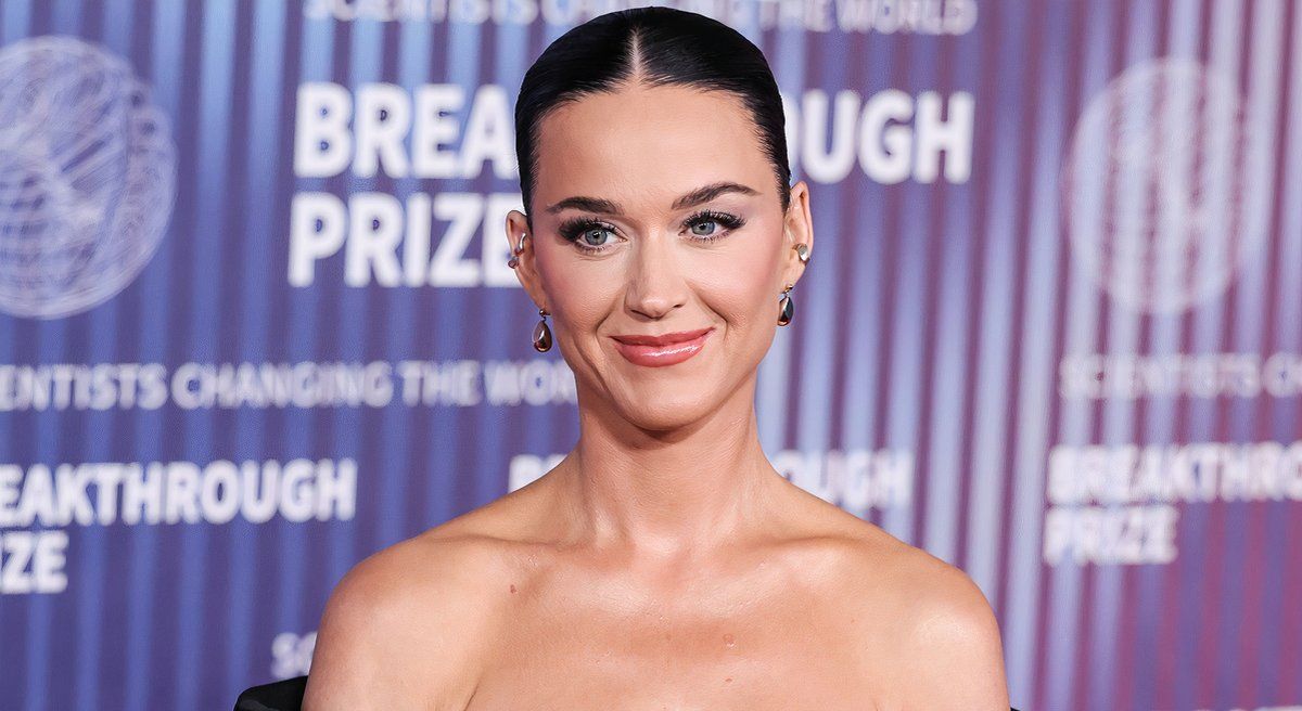 Who’s worth more? Katy Perry goes Instagram-official with Justin Trudeau