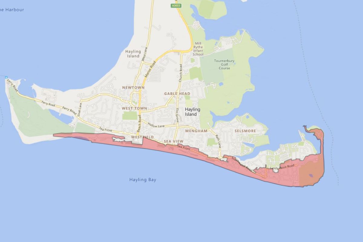 Act now flood warning issued for Hayling Island with high tide expected ...