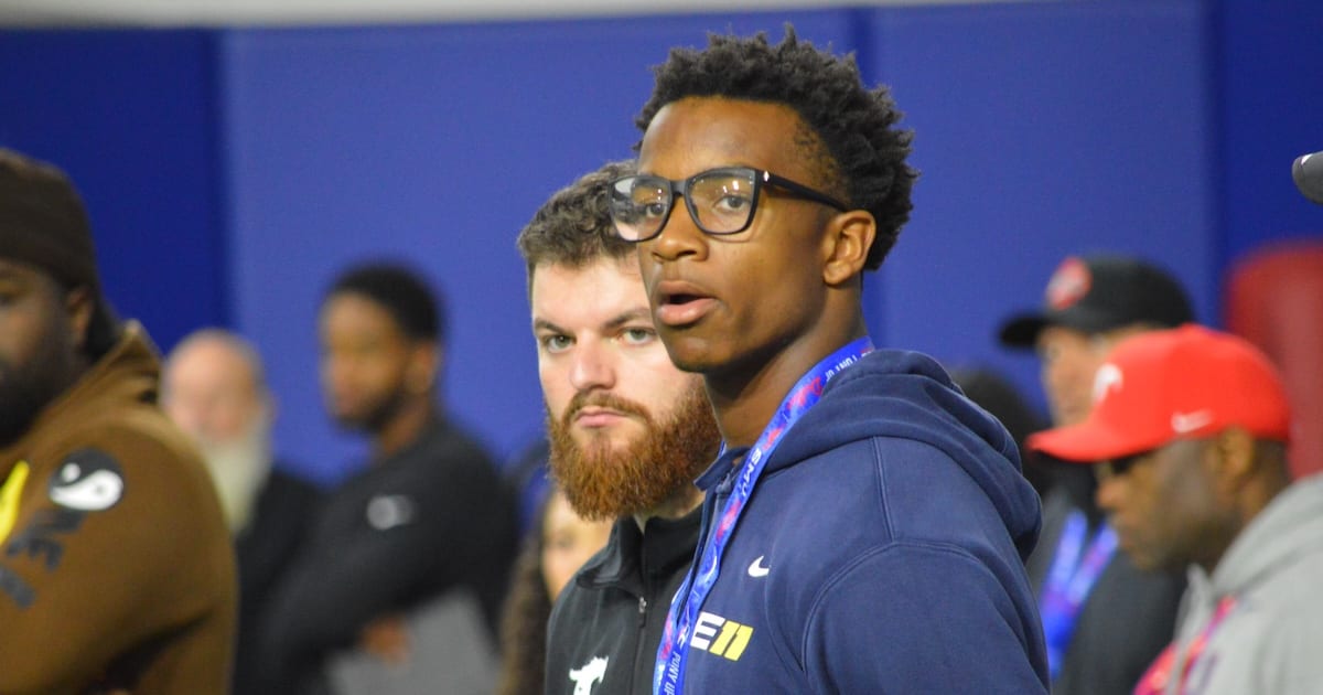 Kentucky is finalist for 2027 QB Carson White