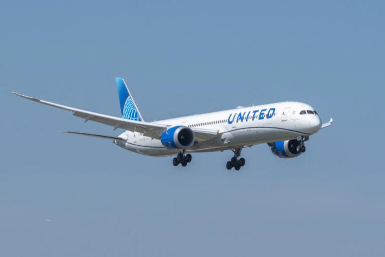 United MileagePlus status requirements stay the same in 2026 — but some ...