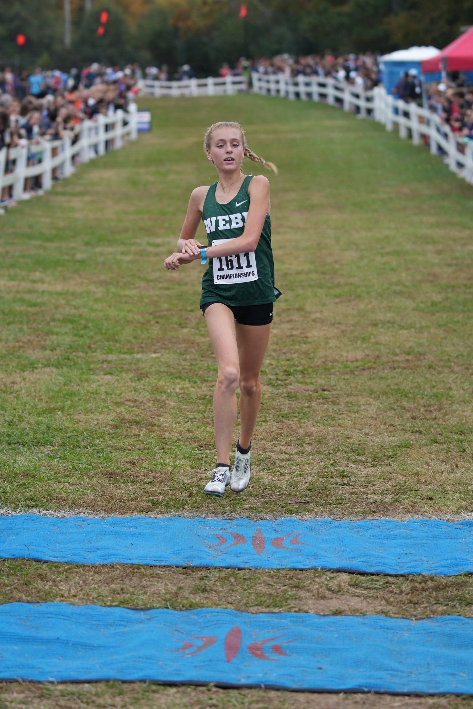 Shopper blog: Twins star in Webb School's cross country state title run