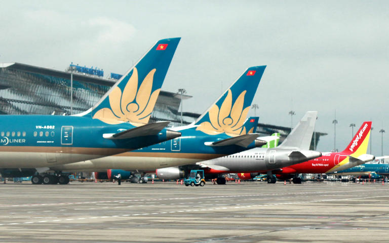 32 giờ 'giải cứu' đội bay Airbus A320