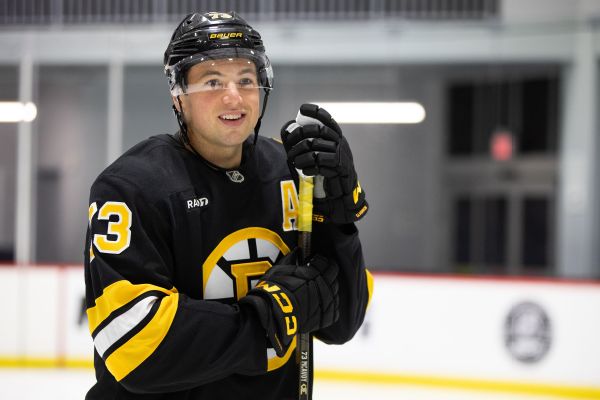 Bruins' Charlie McAvoy nears return after face injury