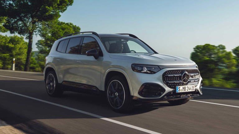 2027 Mercedes-Benz GLB-Class interior and exterior gallery