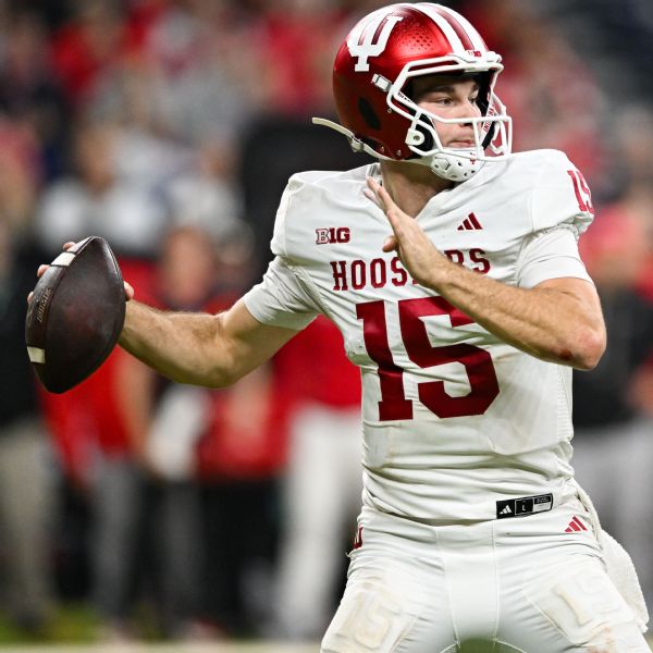 Mendoza, Pavia, Love, Sayin named Heisman Trophy finalists