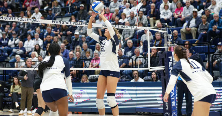 Penn State volleyball’s Izzy Starck officially enters transfer portal