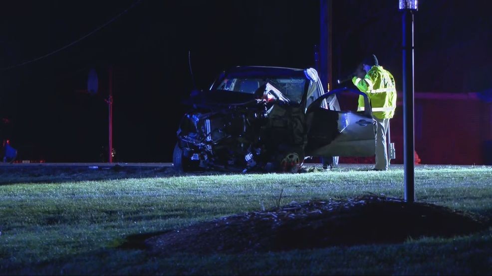 2 injured after multi-vehicle crash in West Chester
