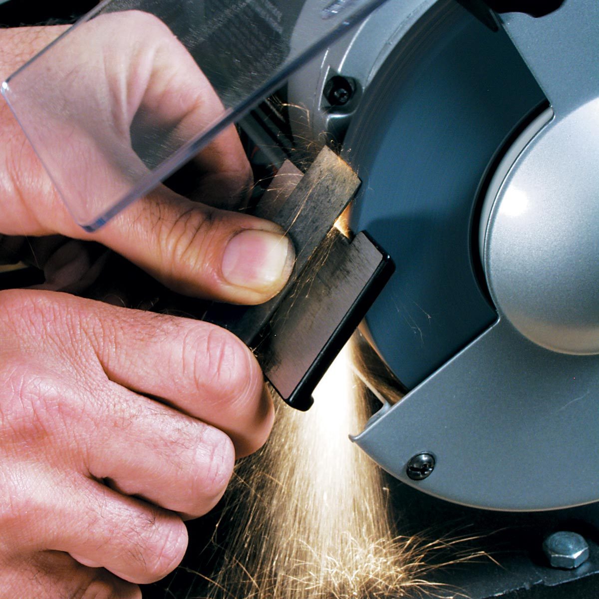 10 tips to restore your old tools