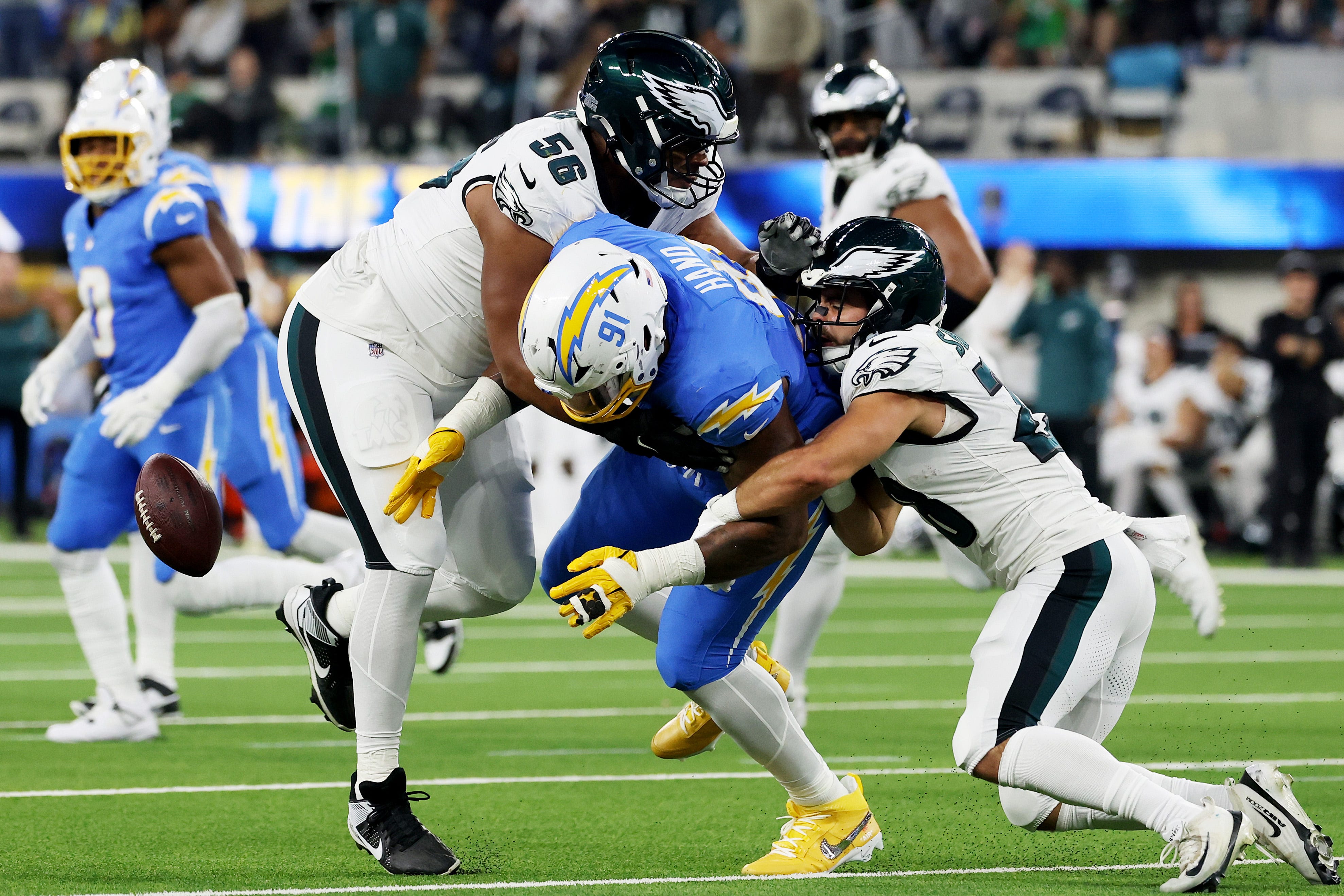 Jalen Hurts 2 turnovers on 1 play leaves Eagles fans fuming