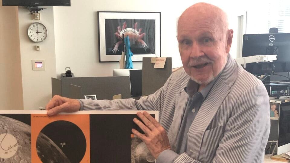 Pulitzer Prize-winning journalist, who covered the moon landing in 1969 ...