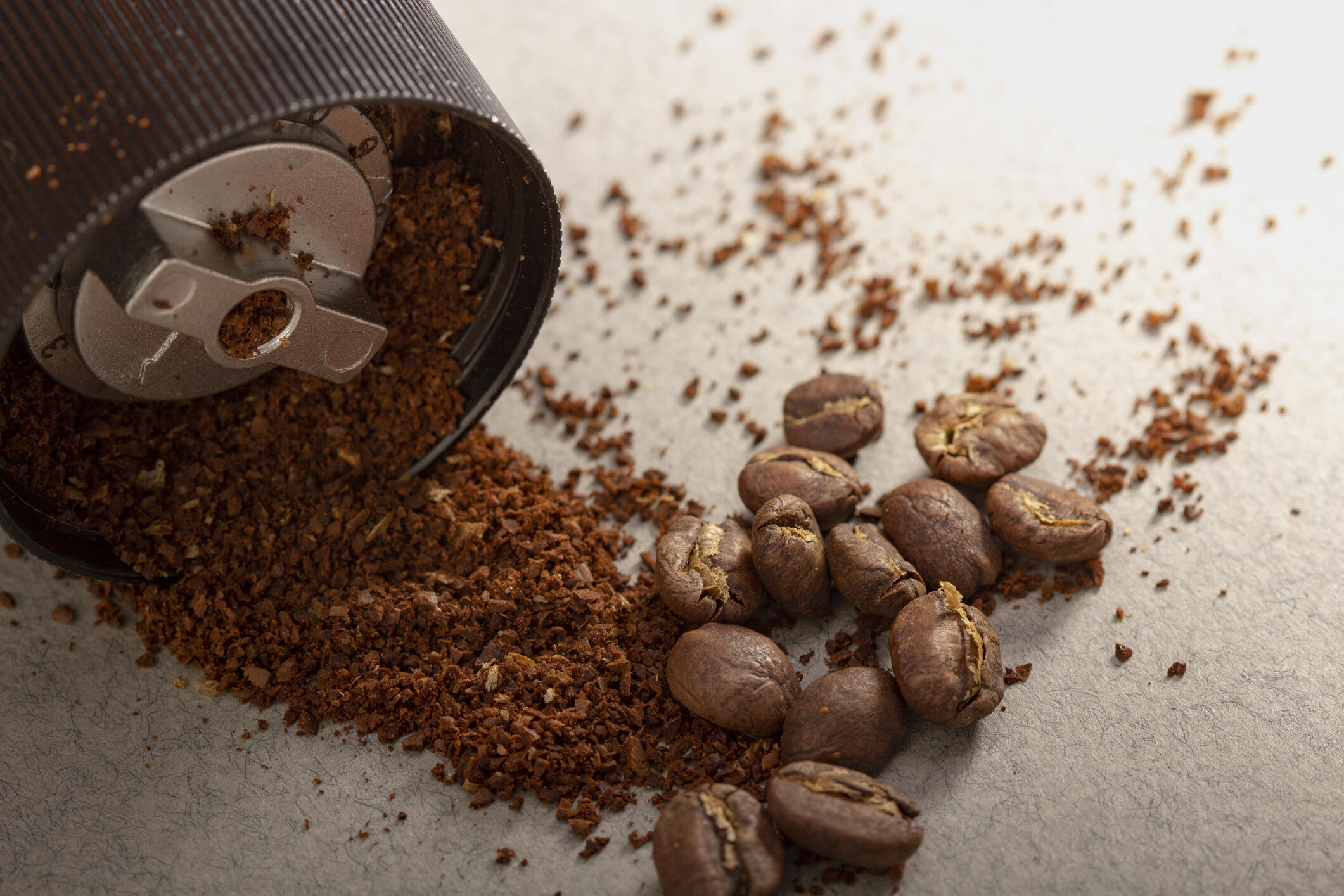 A coffee expert explains why burr grinders are the only grinders worth ...