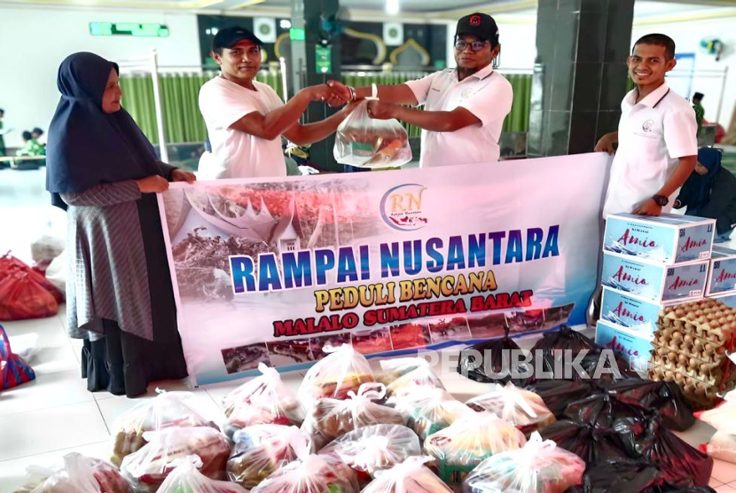 Rampai Nusantara salurkan bantuan di Sumbar, Aceh, dan Sumut untuk ...