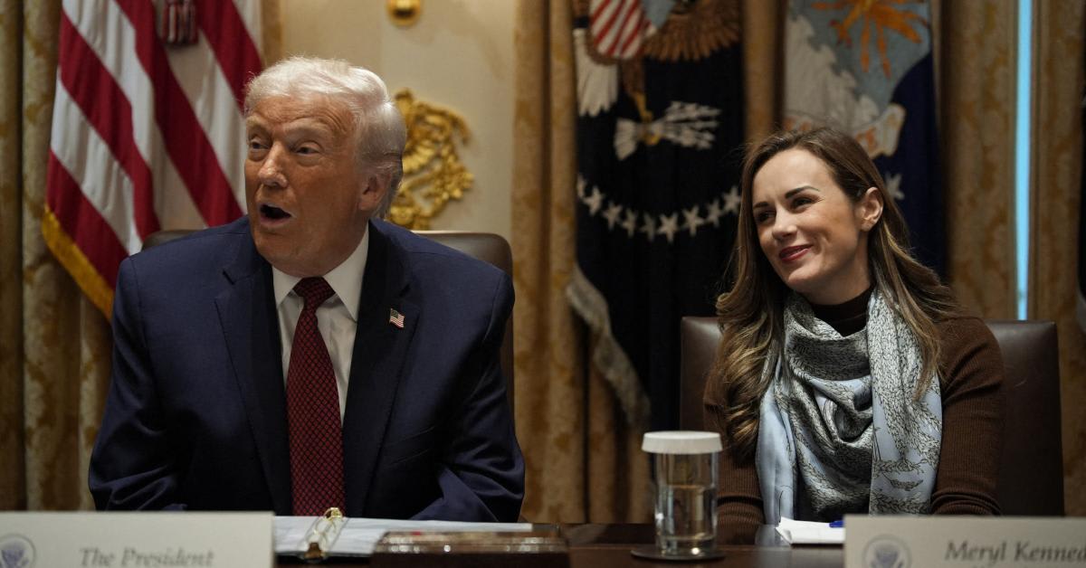 Donald Trump abruptly wakes up after dozing off while discussing $12 ...