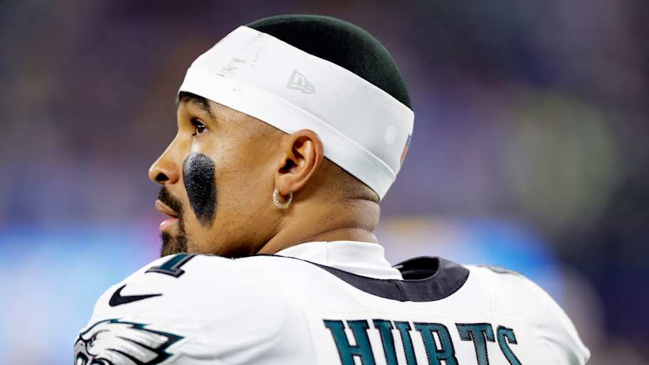 Eagles fans can't ignore the Jalen Hurts conversation after horrendous ...